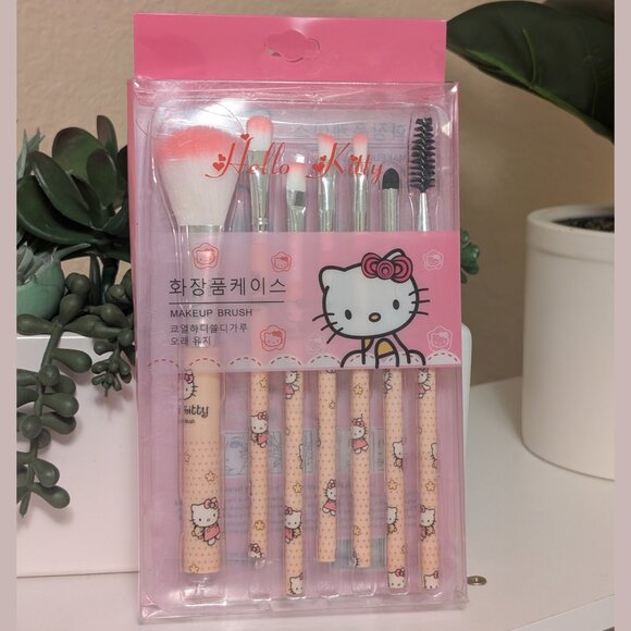 Hello Kitty | Makeup | Hello Kitty Makeup Brush Set 7 Piece New In ...